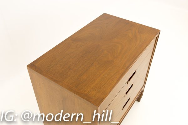 John Stuart Mount Airy Janus Collection 4 Drawer Mid Century Walnut ...