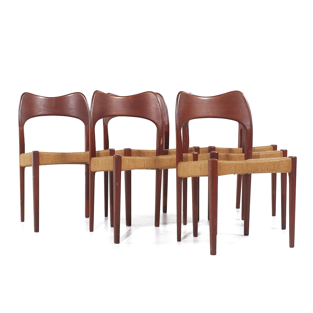 Eero Saarinen for Knoll Mid Century Bentwood Executive Dining Chairs ...