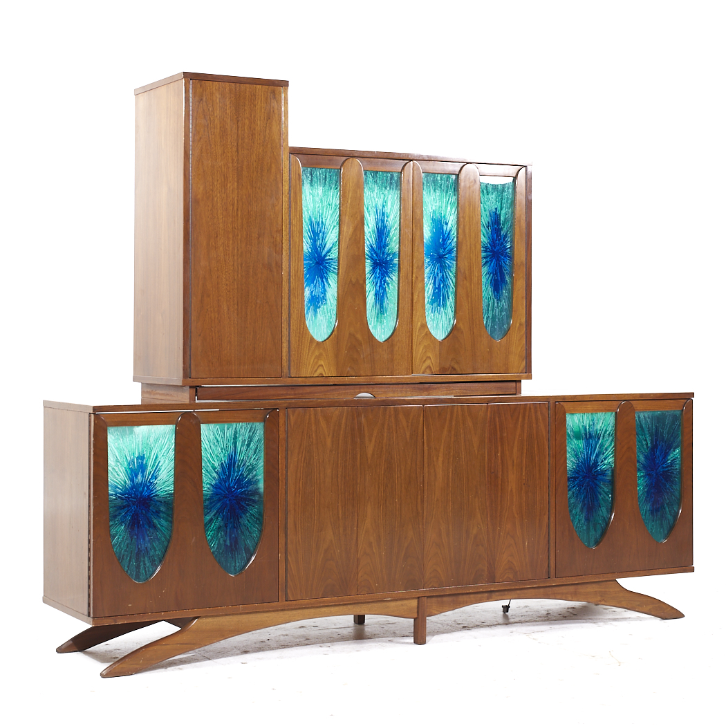 Young Manufacturing Mid Century Walnut Curved Buffet and Hutch | Mid ...